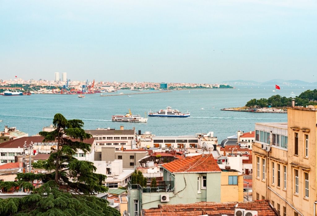 A Traveller’s Guide to Cihangir - Piri Guide Blog